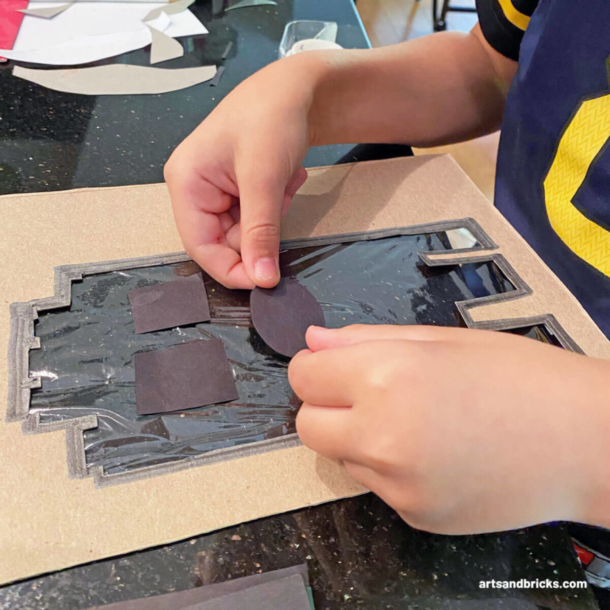 Ghost Peek-A-Boooo Cardboard Craft - Arts and Bricks