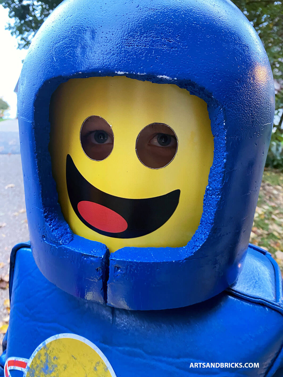 Making a Benny LEGO Spaceman Costume - Arts and Bricks