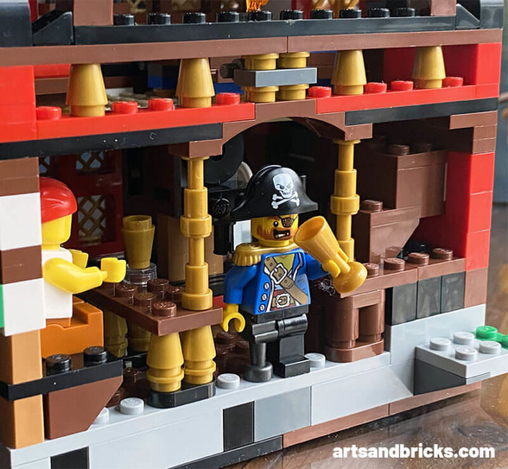 Kid-Review of LEGO Creator Pirate Ship Pirate Inn, Set 31109 - Arts and ...